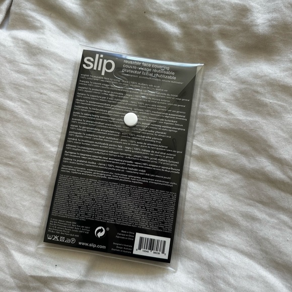 slip | Accessories | Nwt Slip Reusable Face Covering | Poshmark